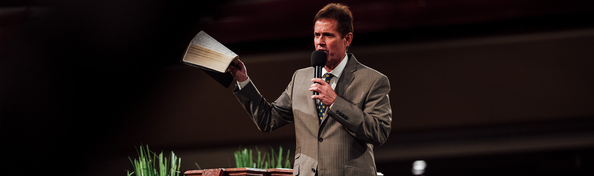 Watch Live – CHRISTIAN LIFE CENTER